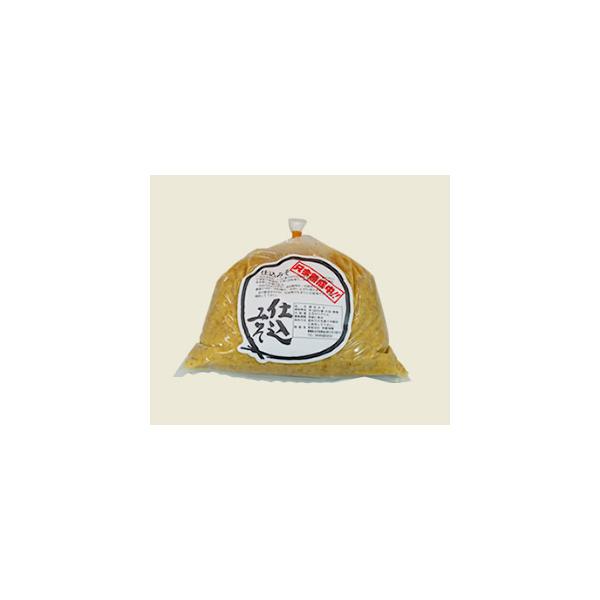「只今熟成中!!」通常出荷より約15〜20日手前の熟成途中の味噌を桶より直詰め。■内容量　2.5kg■原材料名　はだか麦（国産）、米、大豆、食塩/酒精■保存方法　直射日光を避け」、涼しいところで保存。■製造者　地蔵味噌■注意事項　袋が膨張す...