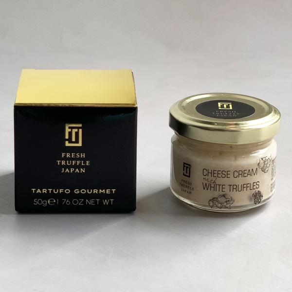 イタリアでこよなく愛されるグラナパダーノチーズをベースに最高峰トリュフである白トリュフとシーズンの短さから日本国内ではなかなかお目にかかれないビアンケットトリュフを加えた濃厚チーズクリームです。チーズとトリュフ、抜群の相性を楽しむことができ...