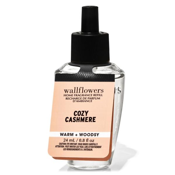 アメリカで大人気のBath&amp;BodyWorksのプラグイン芳香剤Wallflowersの詰め替え用シングルリフィルです。お好みの本体をプラスすれば、盛り上がること間違いなしお気に入りの香りを集めて、気分に合わせて使い分けるのもオスス...