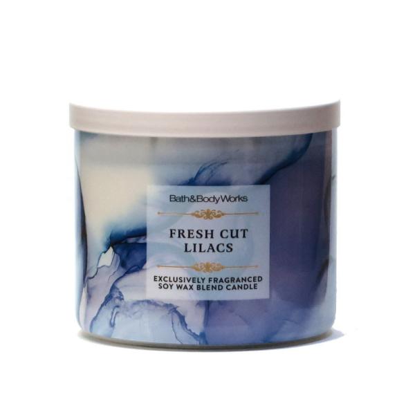 アメリカで大人気のBath&amp;BodyWorksのキャンドルです。14.5 oz. Filled CandleFresh Cut Lilacs　（フレッシュカットライラック）■香り■ライラックブーケ・グリーン・ソフトスプリングエアーの...