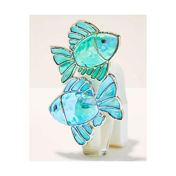 【バスアンドボディワークス/Bath&amp;Body Works】Wallflowers Fragrance Plugフィッシュ セントコントロール〓 ナイトライト(Fish Scent Control〓 Nightlight)人気沸騰中...