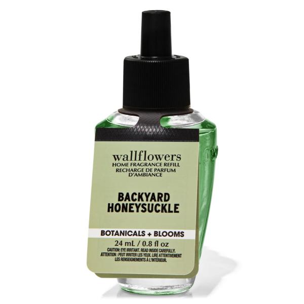 人気沸騰中！Bath&amp;BodyWorksのプラグイン芳香剤"Wallflowers(ウォールフラワーズ)"の詰め替え用リフィルです。かわいいカラーの本体をプラスすれば、お部屋のおしゃれ度UP間違いなし☆★お好みの香りをいくつか集めて...