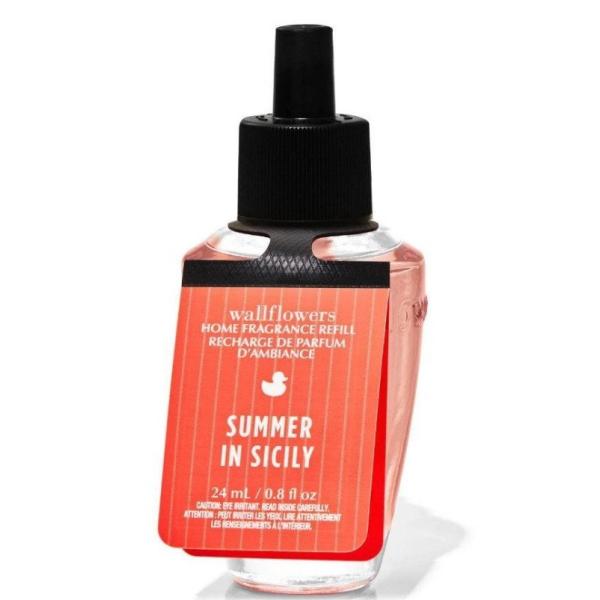 人気沸騰中！Bath&amp;BodyWorksのプラグイン芳香剤"Wallflowers(ウォールフラワーズ)"の詰め替え用リフィルです。かわいいカラーの本体をプラスすれば、お部屋のおしゃれ度UP間違いなし☆★お好みの香りをいくつか集めて...