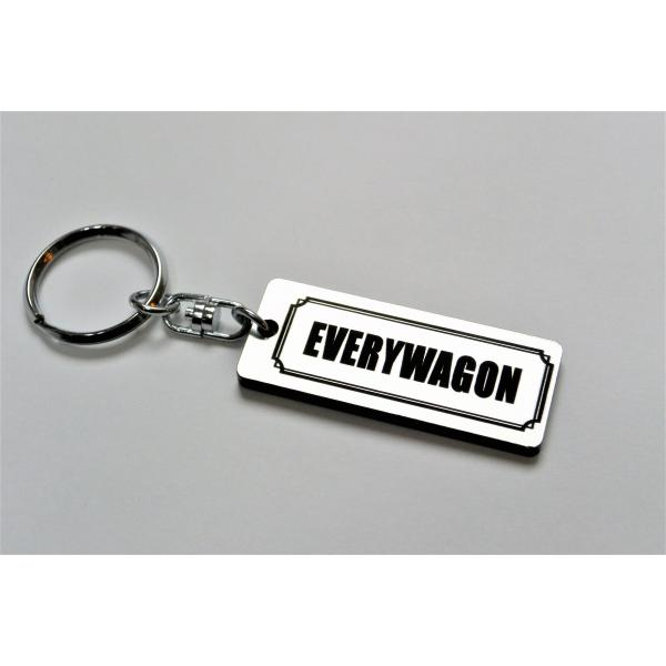 スズキエブリーワゴンda64wda17wda純正ホイール マフラー シートカバー ホイール エンブレム エアロ 車高調 LED フロアマット カーボン 等のカスタムもいいですが、キーホルダーもカスタムしてみてはいかがでしょうか？オリジナルキ...