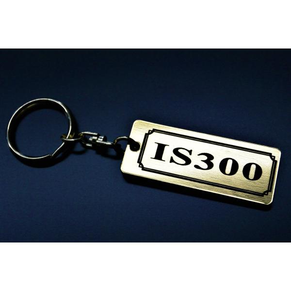 純正ホイール マフラー シートカバー ホイール エンブレム エアロ 車高調 LED フロアマット カーボン 等のカスタムもいいですが、キーホルダーもカスタムしてみてはいかがでしょうか？オリジナルキーホルダー 業務用の高性能レーザー彫刻機で2...