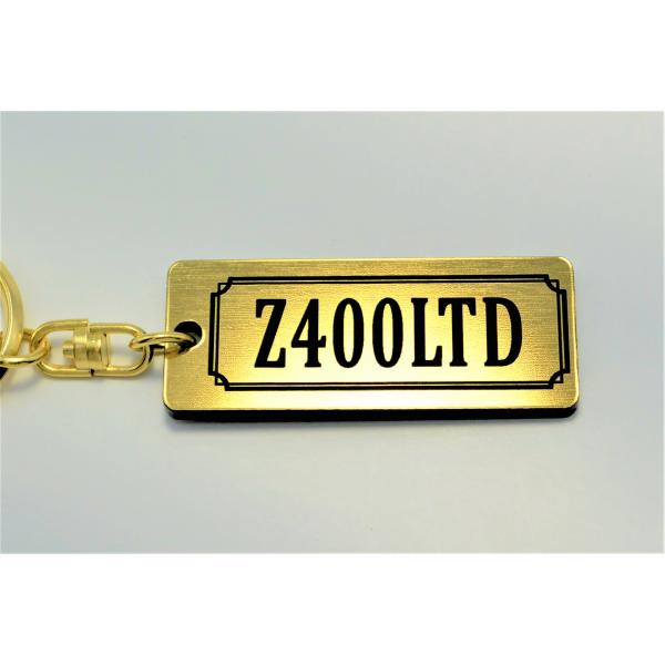 カワサキZ400LTD フロントカウル サイドカバー テールカウル シートカウル ナンバーボルト マフラー 外装 ホイール シート ミラー グリップ エンジンカバー などのカスタムもいいですが、キーホルダーもカスタムしてみてはいかがでしょう...