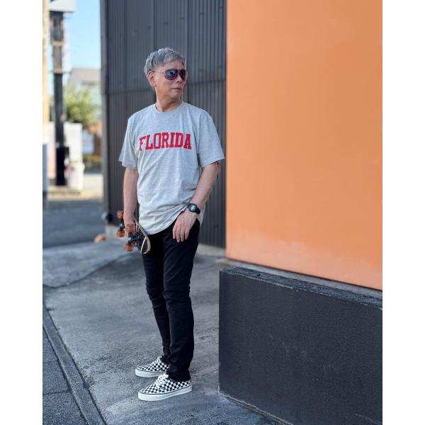 TMT ティーエムティーDRY COTTON JERSEY ドライコットンジャージ素材使用FLORIDA フロリダTEE SHIRTSGRAY グレー　レッド染み込みプリント素材　コットン100％生産国　ROCTMT ティーエムティ1999...