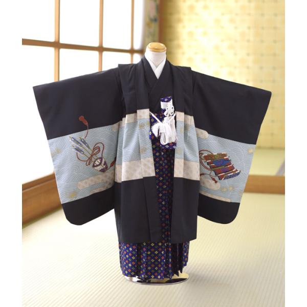 【商品番号：m753-51155】【商品名：黒竜神かぶと】【七五三5才男の子】★適正サイズ：身長:107cm〜120cm-----------------------------------------------ご注文前に下記【予約状況】...