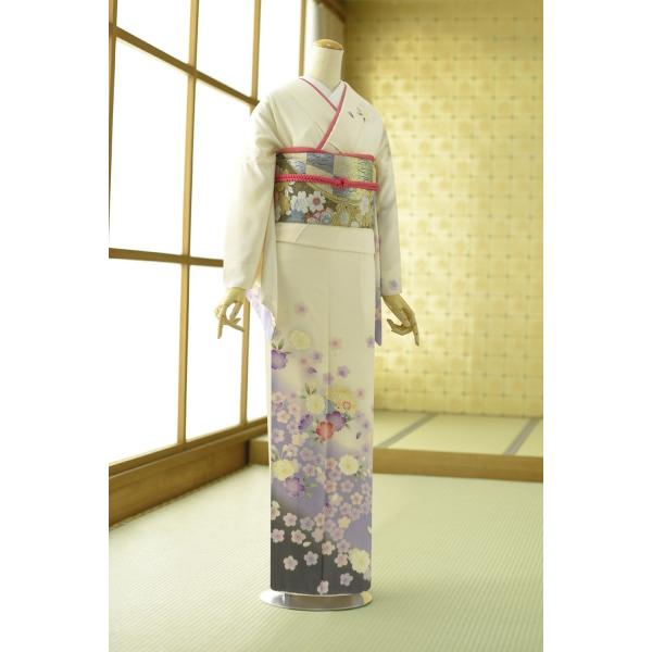 【商品番号：mh1382】【商品名：白雪輪桜霞】※この着物は、裏地が背中と両袖には無く腰から裾までは有る商品です。※ご着用おすすめ時期：5月〜9月※対応身長:155cm〜170cm位　洋服サイズ:7〜13号位まで--------------...