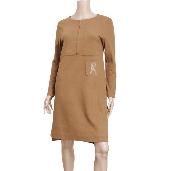 美品/ロベルタ ディ カメリーノ Roberta di Camerin ニット 美品/ロベルタ ディ カメリーノ Roberta di Camerin ニット