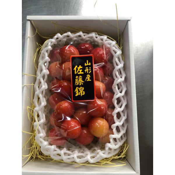 お中元　さくらんぼ　佐藤錦　または　紅秀峰  産地厳選　秀〜特秀品 2L~4L 500g 化粧箱店主ゴリが一生懸命手詰めいたします。品種は、佐藤錦か紅秀峰になります。サイズは、2L以上です。
