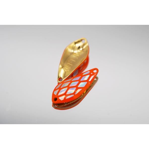 エリアフィッシングのスプーニングにおいてベストなグラム・泳ぎの演出・サイズ感を追求。パイロットとして使用していただけるようにブラッシュアップされたALF SPOON 1.0gは飛距離も良くオールレンジを探れます。「スローリトリーブ」「デット...