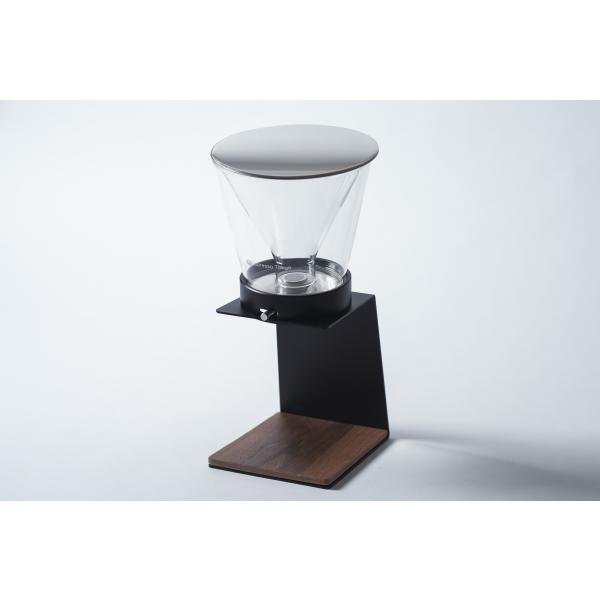 【発売日：2026年03月08日】浸漬式と呼ばれる抽出法で、コーヒー粉とお湯を入れて3分放置。あとはレバーをスライドするだけで極上のコーヒーが完成。「これなら時間がなくてもできる」と思ってもらえる、最もシンプルな抽出法を採用した電気不要のコ...