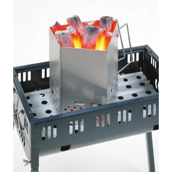 「煙突効果」で簡単に効率よく火が起こせます。