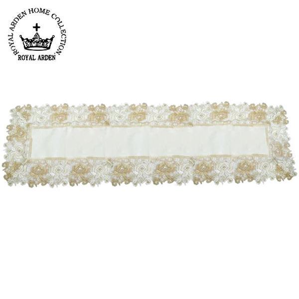 刺繍が美しいトップクロスです。