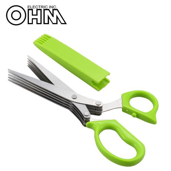 明細書や写真などの廃棄に便利なはさみシュレッダーです。約3.5mm幅にカットできます。縦横両方向でカットすれば更に細かくなるのでより安心です。