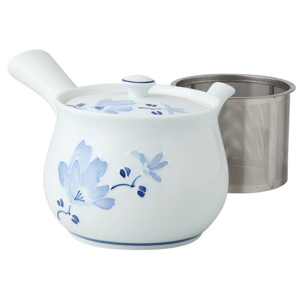 こちらの急須に使っているSS茶こしは、網の底が従来品のようにすぼまっていません。そのため茶葉がゆったりとよく開くので、お茶の美味しさを十分に引き出すことができます♪