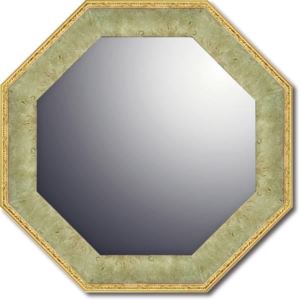 エレガントな気品を漂わせるヴィンテージ風のフレームで彩られた八角形のミラーです。