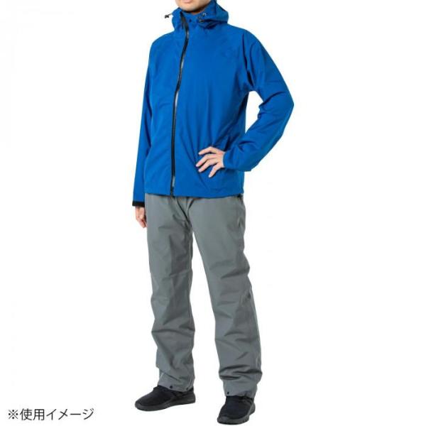 2Wayストレッチ素材の採用により着心地の良さを追求。「雨だから着る」そんな従来の概念を覆すべく生まれた次世代レインウェアです。