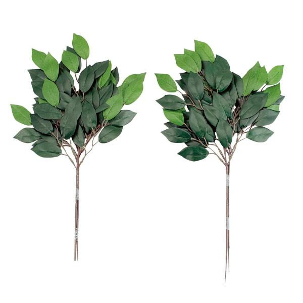 造花のさかきです。