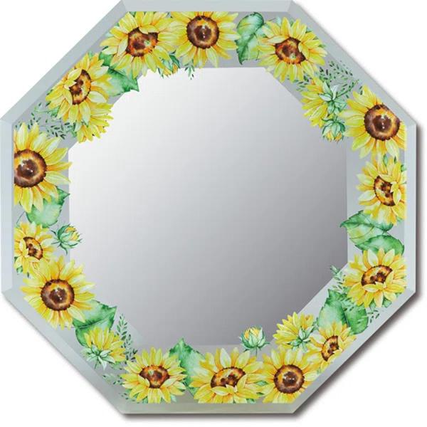 透明感ある水彩画の花や風に揺れる野花を透明、透明ガラスにアレンジ。