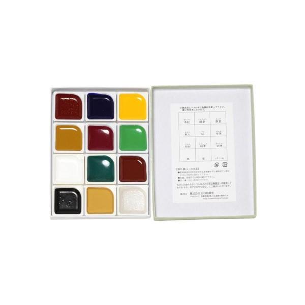日本画に最も適した顔料を厳選し、均一な粒子で非常に描きやすい顔彩に仕上げました。美しい発色で混色、濃淡が自由に表現できます。絵手紙・俳画・墨彩画・年賀状の彩色に最適です。12色セットです。金やパールもセットされているので作品の幅が広がります...