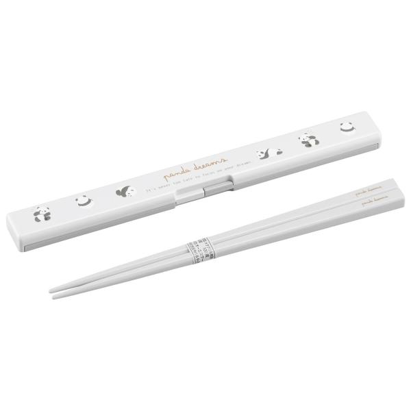 シリコーンパーツ付きでカチャカチャ音がなりません。抗菌剤添加。銀イオンの抗菌力が樹脂表面の細菌の増殖を抑制します。