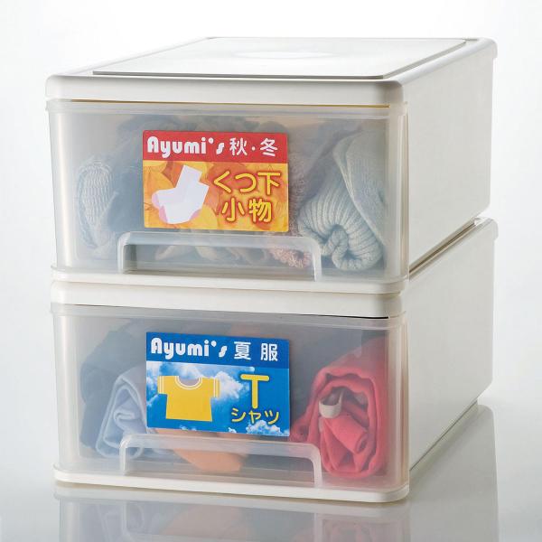 写真やイラストの印刷に最適な高い光沢性を持つ、つやつやの光沢タイプのラベルです。糊は、はがれにくい強粘着タイプです。