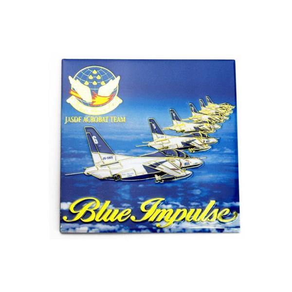 ブルーインパルスのフォーメーションが描かれた角型マグネットです。