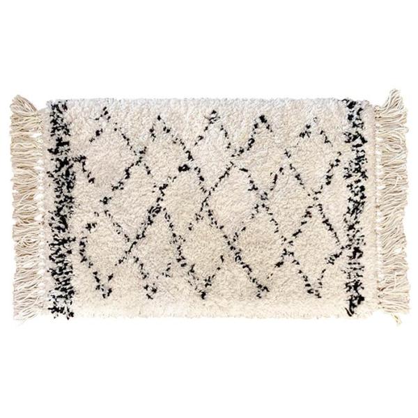 人気のベニワレンをウィルトン織で再現したインテリアマット。パイル長35mmでボリュームたっぷり!素足で歩きたくなるようなふかふかな踏み心地です。