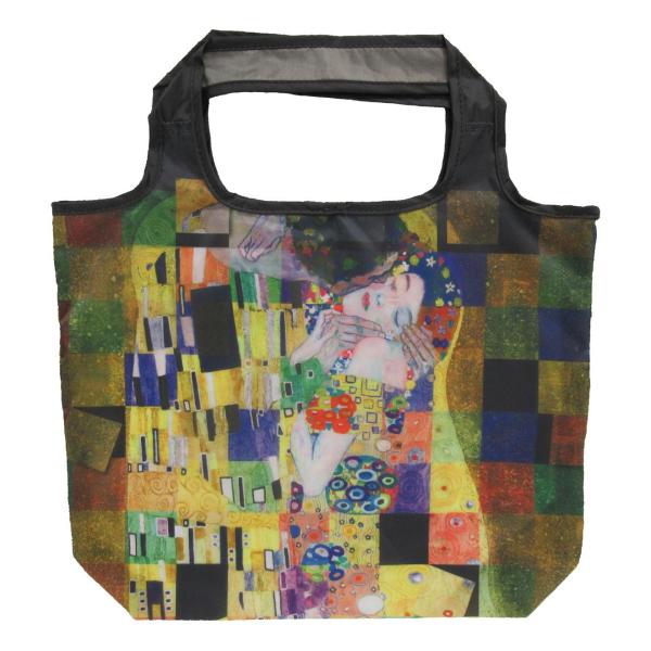 軽量なので色々なところに入れていざという時に大活躍します。