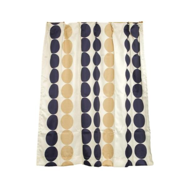 お洒落なデザインカーテンでお部屋を落ち着いた空間に。