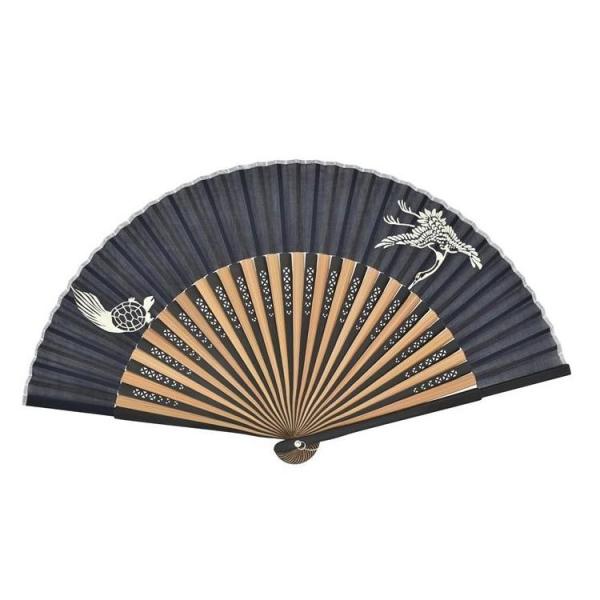 暑い夏を涼やかに、快適に過ごすお供として扇子はいかがでしょうか。ちょっとしたプレゼントにも最適です。