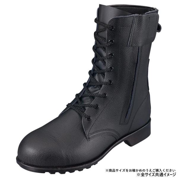 耐薬品・耐油性に優れた合成ゴム底を搭載。着脱しやすい外ファスナー仕様です。つま先を守る鋼製先芯を搭載しています。