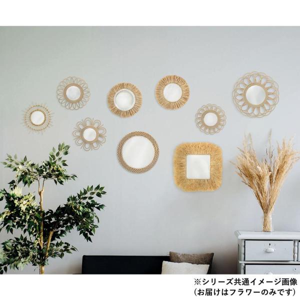 飾るだけでインテリアがぐっとオシャレになる壁掛けミラー。天然素材を使用しているのでナチュラルテイストやアジアン、北欧など、様々なインテリアに馴染みます。リビングはもちろん、玄関や洗面台に飾るのもおススメです。