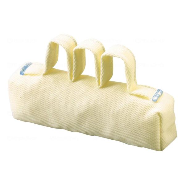 手指の通気をやさしく確保。特殊ビーズがムレやニオイを防ぎます。