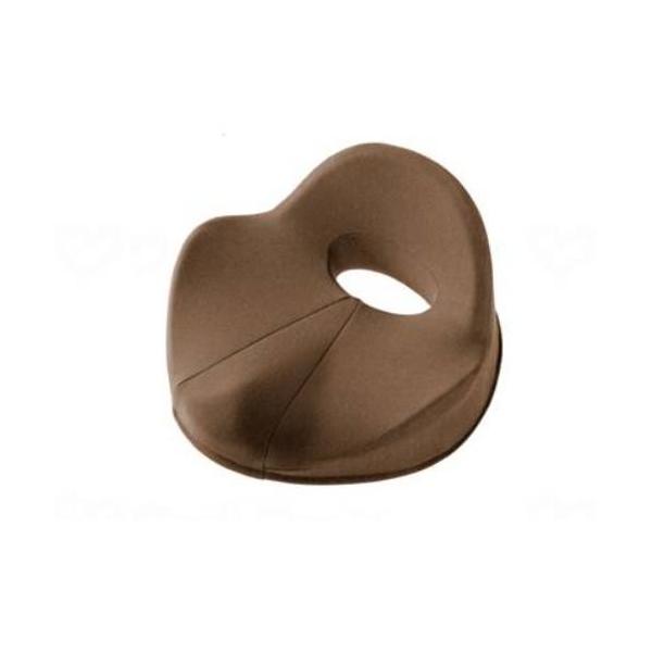 仙骨から立ち上げる事で姿勢を楽に正し、体への負担を軽減します。