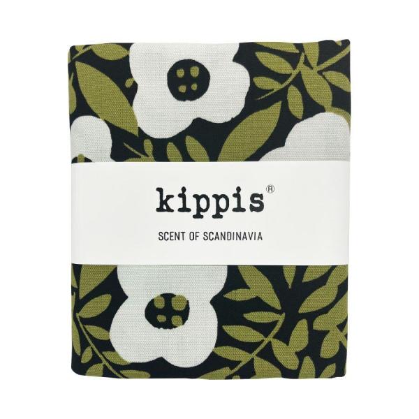 「メイミ」はデザイナーのおばあちゃんの名前。彼女の家を思い出しながら描いた柄です。古い東欧のテキスタイル。そこでの様々な思い出。少し懐かしいような花柄は、子どもの頃を思い起こさせる、甘く切ないノスタルジックな雰囲気に満ちています。ほどほどに...