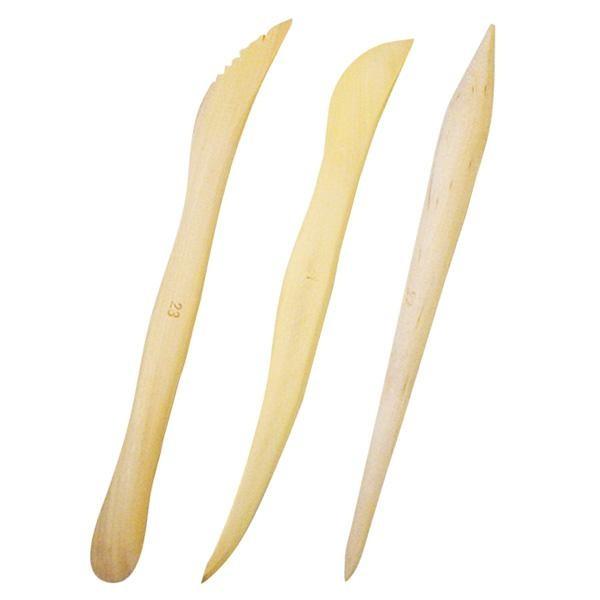 木製なので、手になじみやすく、細かい作業ができます。 細かい細工から、造形フォルムの調整まで幅広く使用できます。