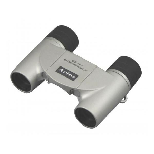 折りたためばさらにコンパクトになりますから持ち運びに大変便利です。ピント合わせが不要なフリーフォーカスタイプ。