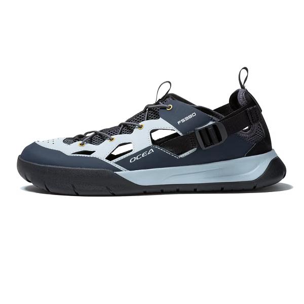 極限の滑りに挑む、オフショアアングラー専用サンダル暑い季節でも集中して釣りに挑みたいオフショアアングラーに向けたサンダル。独自配合ラバーと広い接地面で優れたグリップ力を発揮し、クロマグロやGTなど大型魚とのファイトにも対応。かかとタブでフィ...