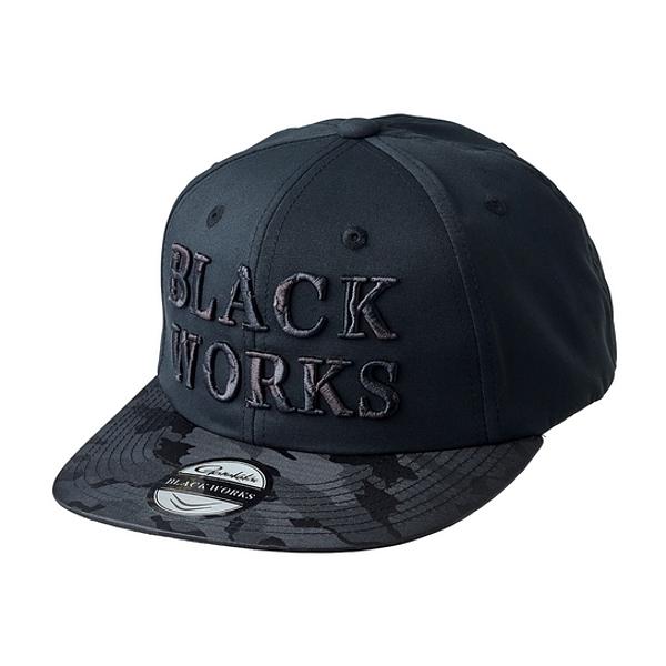 素材：〈本体〉ポリエステル100%●形崩れや熱、摩擦に強いポリエステル素材を採用。●庇をお好みでカーブさせて着用することも可能。●庇?さ7cm。☆★掲載写真は参考掲載です！★☆お譲りする商品は【上記タイトル記載商品】1点のみです。お間違いの...