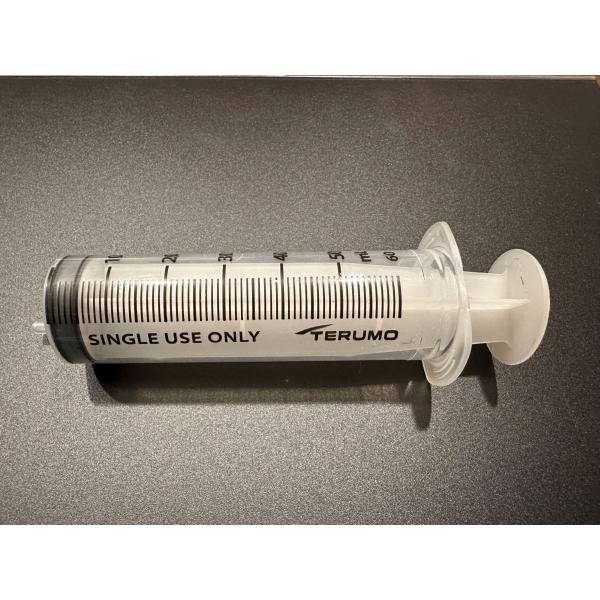 ヌキトル2.6のシリンジです。内容　シリンジ50ml(横口)　1本