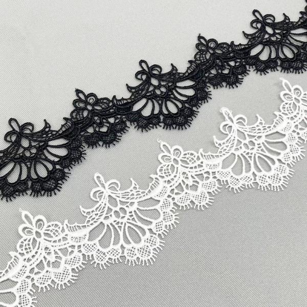 品番FM8611スカラップデザインのレースブレードです。衣装や小物、アクセサリー、インテリアなど様々な用途にお使いいただけます。※白は汚れが入る場合がございます。ご了承の上お買い求めください。1m単位で販売いたします。価格は1mあたりの価格...