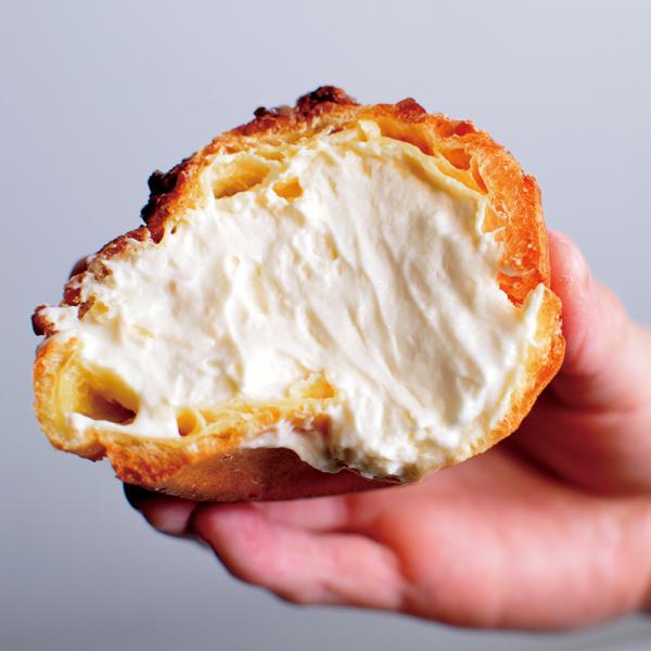 【発売日：2025年10月20日】●商品内容／牛乳屋さんが作るシュークリーム6個セット●賞味期限／冷凍180日 ●冷凍【発送について】※クール便(冷凍)での発送となります。【お届けについて】※産地直送品につき、お届けまでに１〜２週間のお日に...