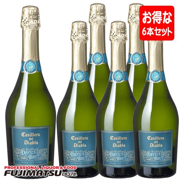 冷涼なリマリ・ヴァレーで収穫されたシャルドネ87％にピノ・ノワール13％をブレンドした辛口スパークリング。シトラスや青リンゴなどの華やかな香りとバランスのとれた爽やかな酸味が特長です。当初から世界品質を目指すという高い理想を実現可能にしたの...