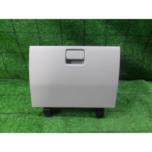 **** 商品説明を必ずご確認ください ****部品管理番号：250917000170210メーカー純正品番：73410-63R00-PZR部品名：グローブBOX部品メーカー品番：73410-63R0部品区分：リサイクル品車名：ワゴンＲ車両...