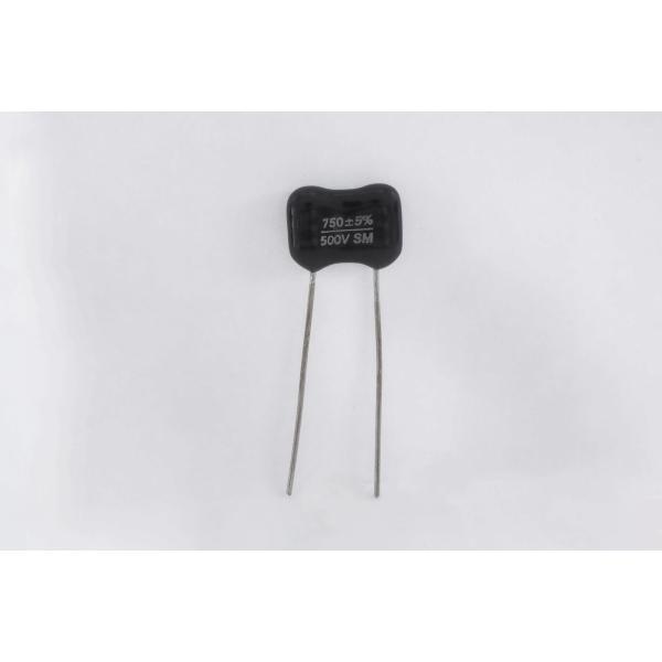 エポキシコーティングに浸した±5％公差のラジアルリードコンデンサ1000pF = 1nF = 0.001uFサンプル画像は47pF、500pF、1000pF