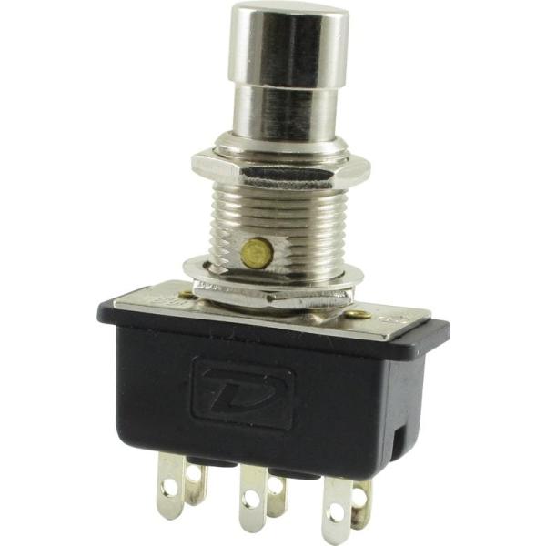 GCB-95スイッチ。これは、MXRおよびCry Babyペダル用の大型ダブルポールダブルスロー（DPDT）エフェクト/バイパススイッチで、ダンロップの「D」ロゴが特徴です。