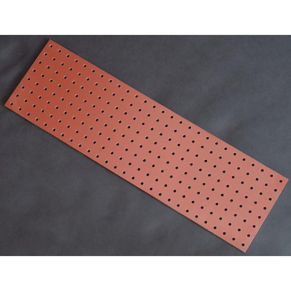 厚さ3mmのビンテージスタイルのフェノール製タレットボード。フェノール素材は、Marshallなどのクラシックなアンプで使用されているものの外観と構造と一致します。これらのボードは最高級のフェノール材料で作られており、高電圧用途向けに評価さ...